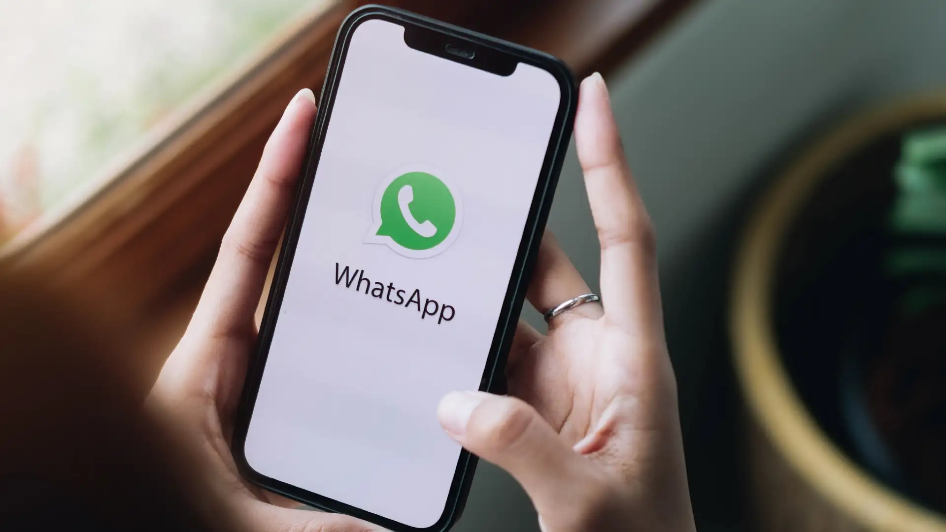 Cómo aparecer siempre desconectado en WhatsApp