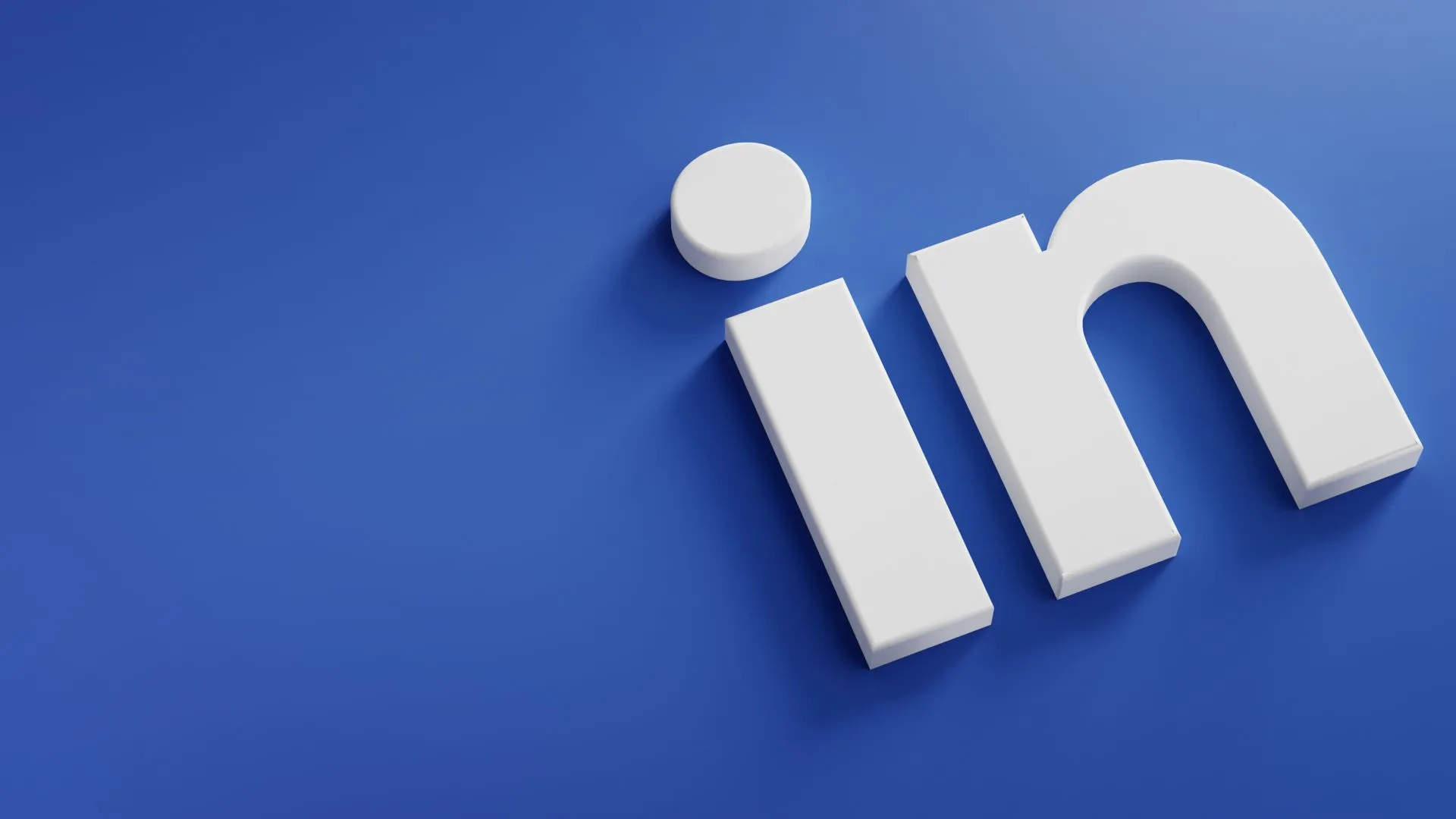 LinkedIn permite enviar vídeos en MP4 por mensaje directo