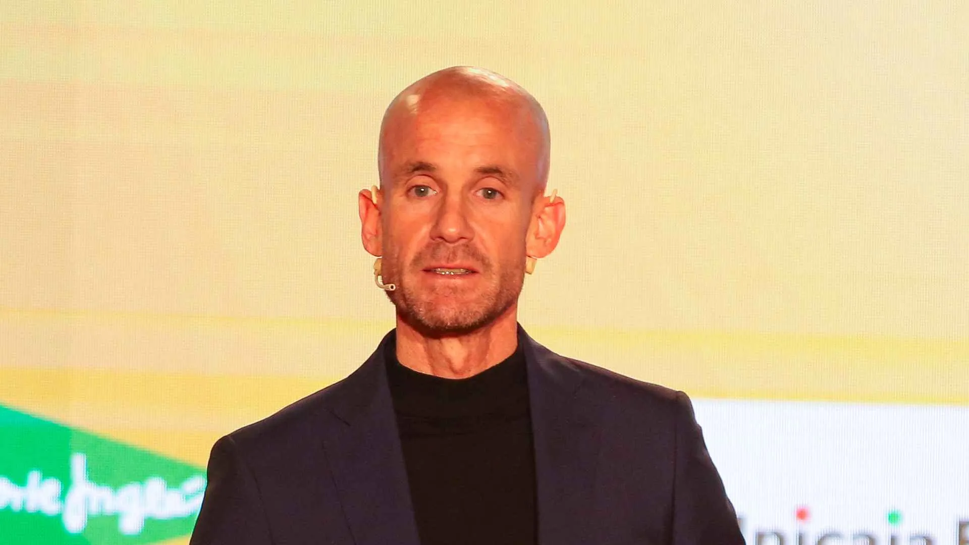 Entrevista a Carlos Núñez, director del informativo "24 Horas" en RNE